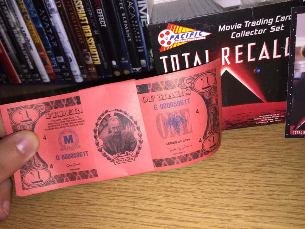 Trading Cards zu "Total Recall"... - Neon Zombie®
